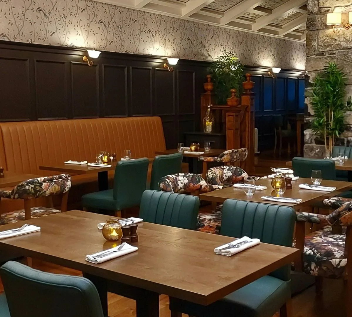 Isabella’s Restaurant | Places To Eat Gort | Lady Gregory Hotel
